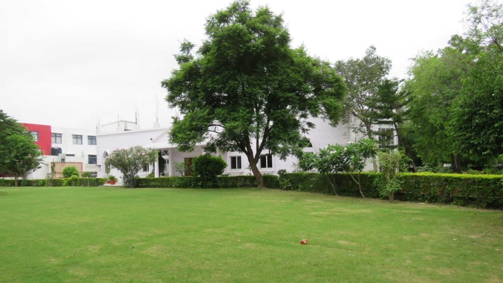 The Campus Experience – Filadelfia Bible College